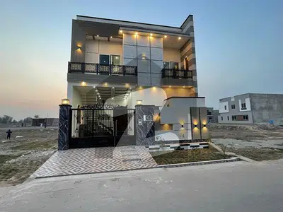 Prime Location 6 Marla House In Beautiful Location Of Jeewan City ...